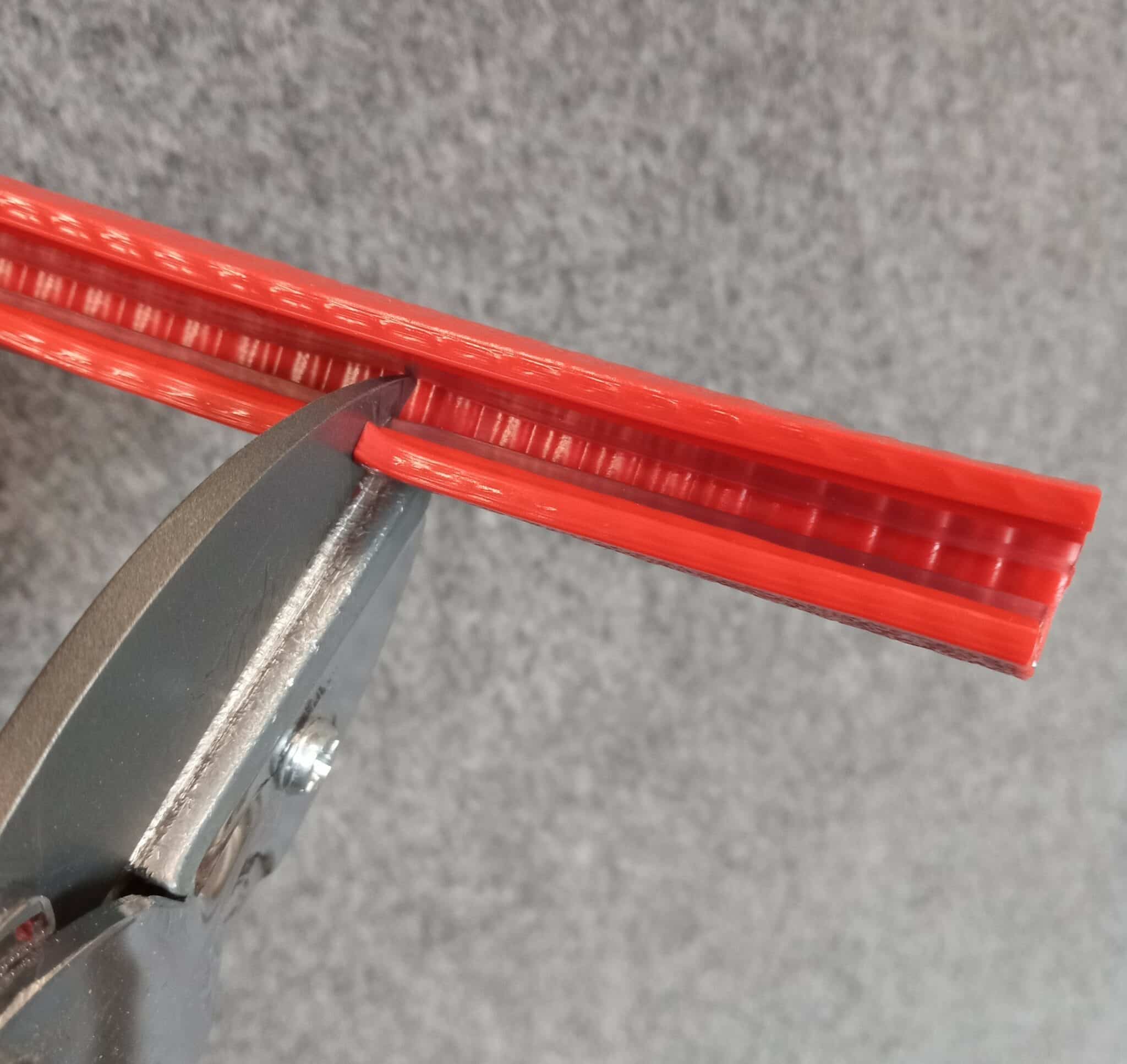 How To Cut Rubber Edge Trims - The Metal House